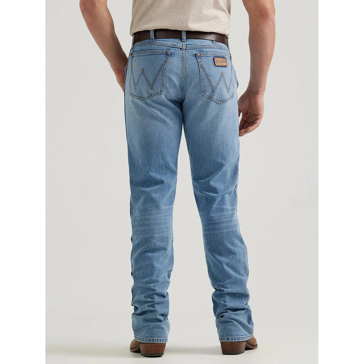MEN'S WRANGLER RETRO® SLIM FIT BOOTCUT JEAN IN WOODMERE – CWesternwear